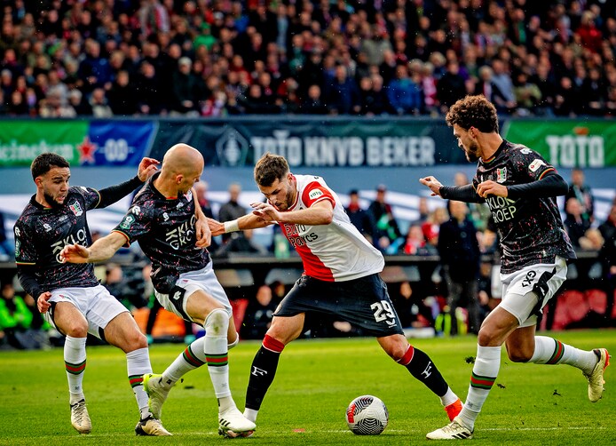 NEC mist vlak voor start van play-offs om Europees voetbal centraal ...