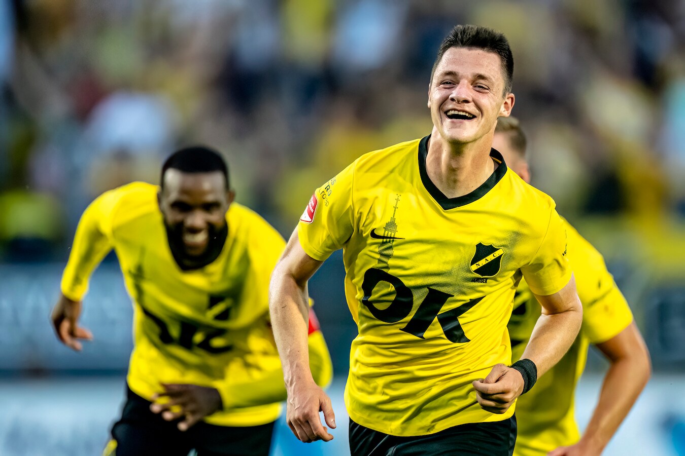 Promotieheld Janosek neemt afscheid bij NAC: dit waren zijn vier ...