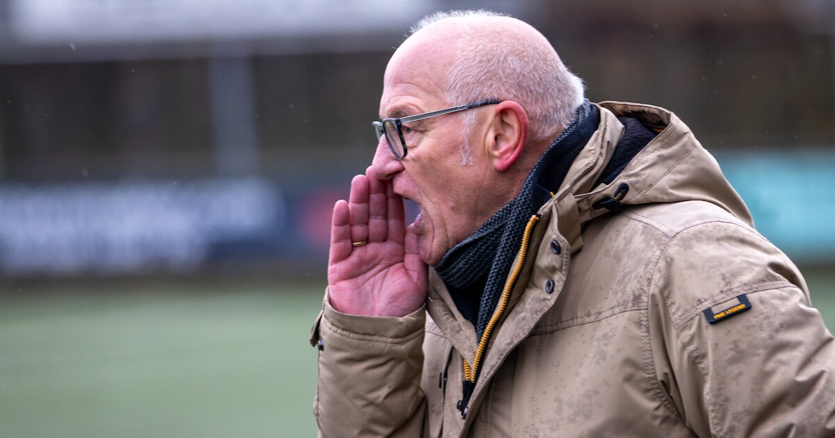 Frans Koenen verlengt zijn contract bij koploper RKHVV | Amateurvoetbal ...