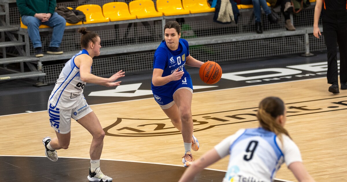 Na dertien maanden revalideren is Yfke terug op het veld bij QSTA ...