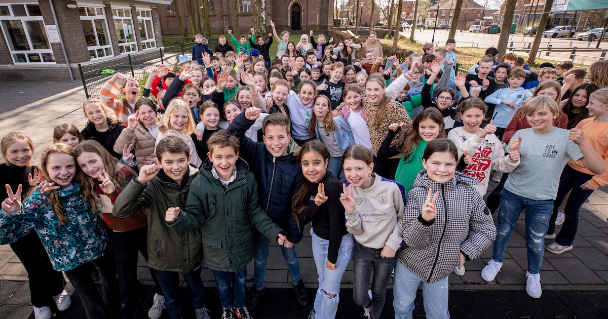 Nederlandse en Franse kinderen spreken Engels met elkaar; 84 Franse ...