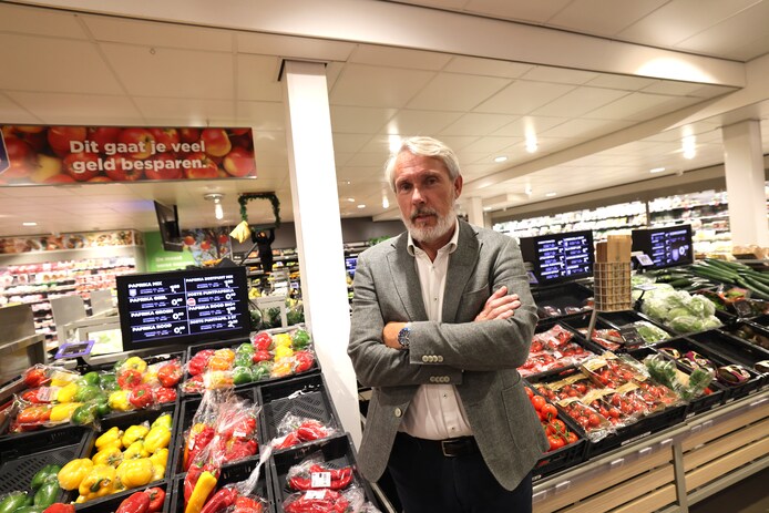 Klanten prijzen supermarkteigenaar die btw schrapt: ‘Hopelijk volgen ...