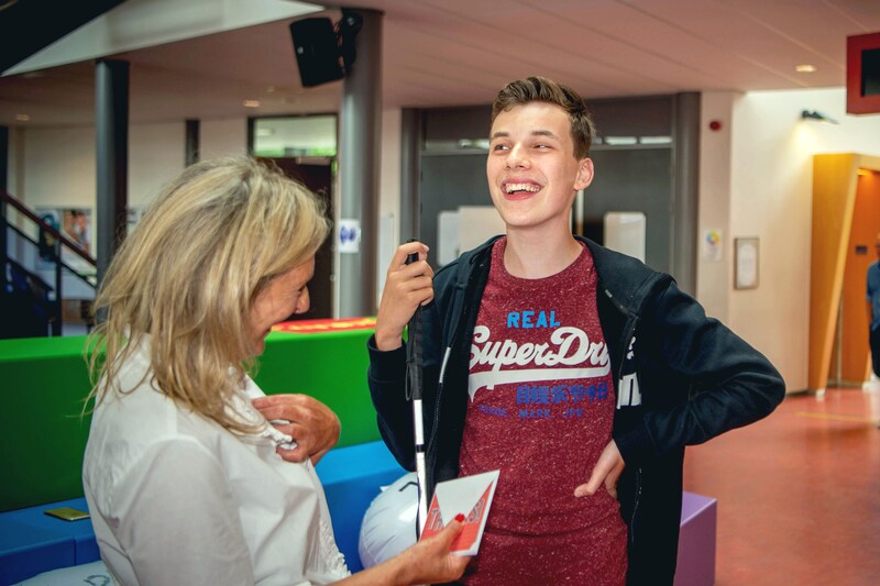 Als blinde slagen voor vwo, Twan laat zien dat het kan | Regio | De ...