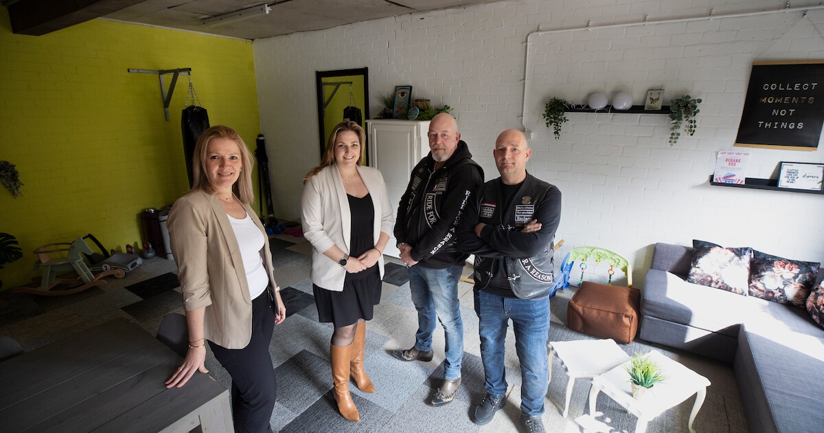 Schuurtje wordt warme plek voor moeders dankzij motorclub: ‘We zijn hen ...