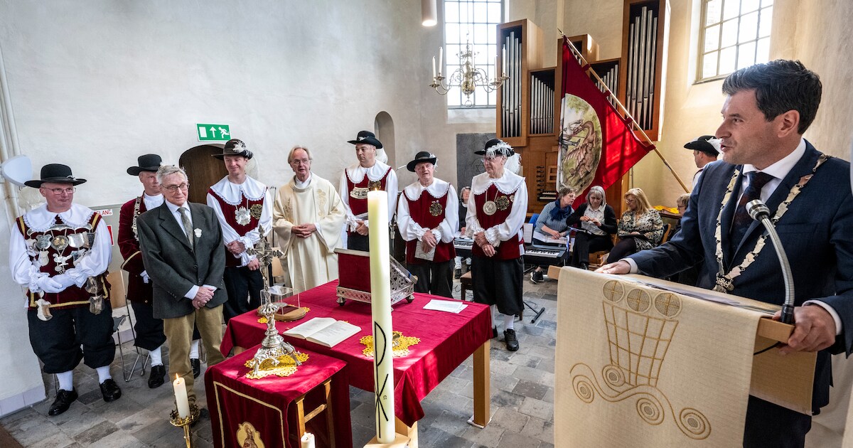 Gerard (87) is 70 jaar bij het gilde en schiet nog gewoon mee | Heumen ...
