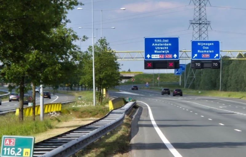 Rode kruizen massaal genegeerd op A2 bij Den Bosch: ‘Een rood kruis is ...