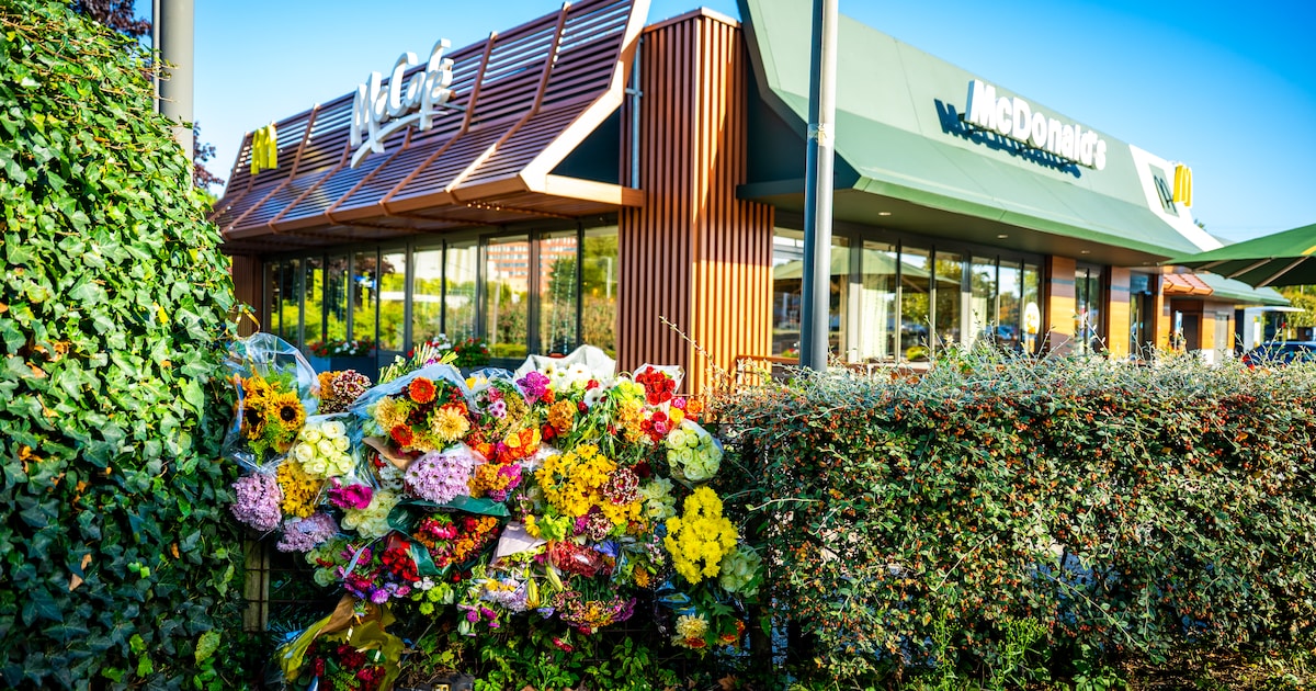 Moeder van doodgeschoten Jerryson (15) gaat aangifte doen tegen politie ...