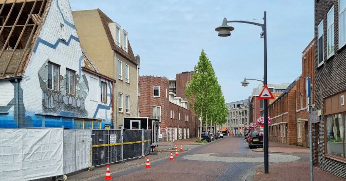 Man bedreigt voorbijgangers met mes in Helmond | Eindhoven | De ...