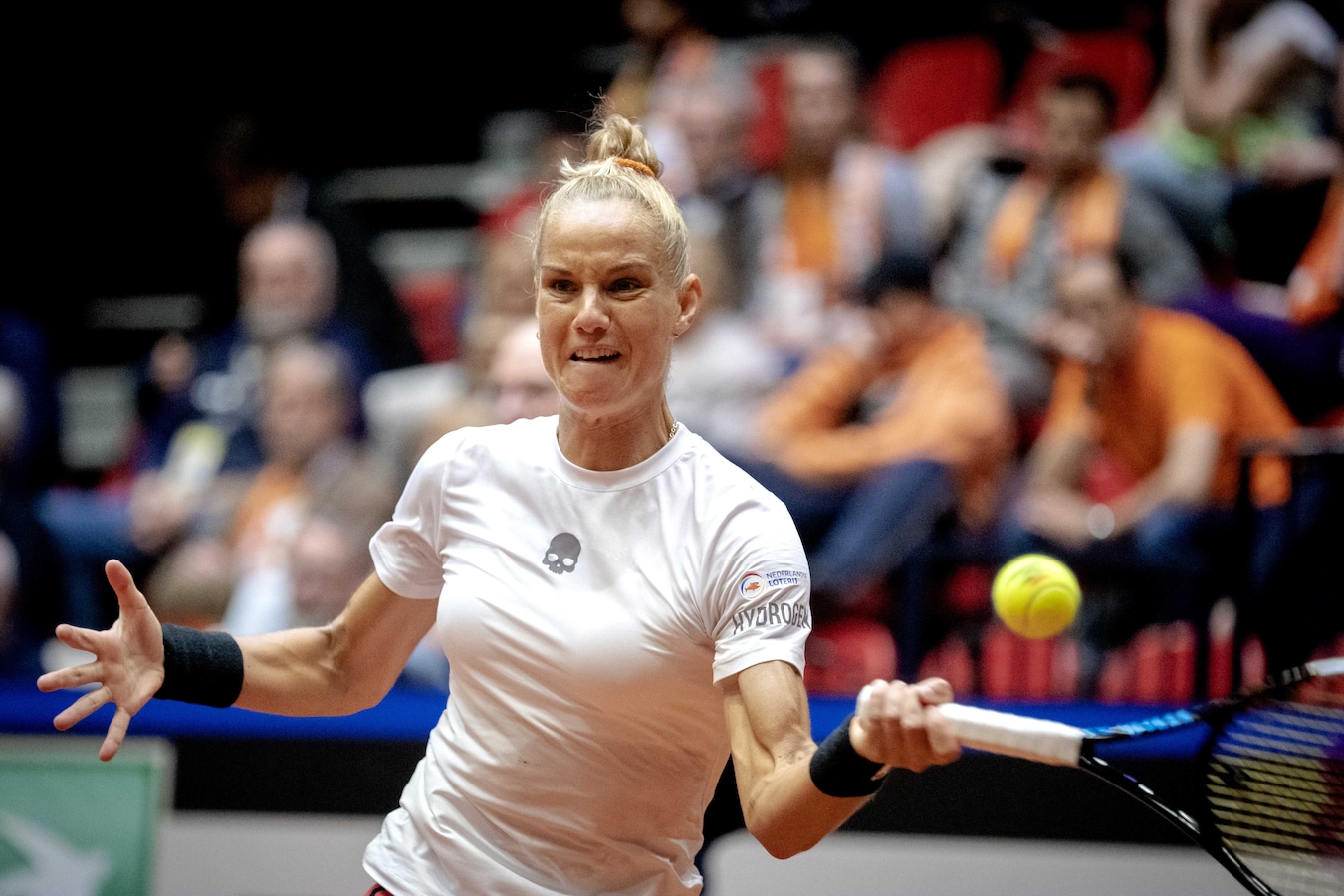 Arantxa Rus na overtuigende zege naar tweede ronde Istanboel | Foto ...