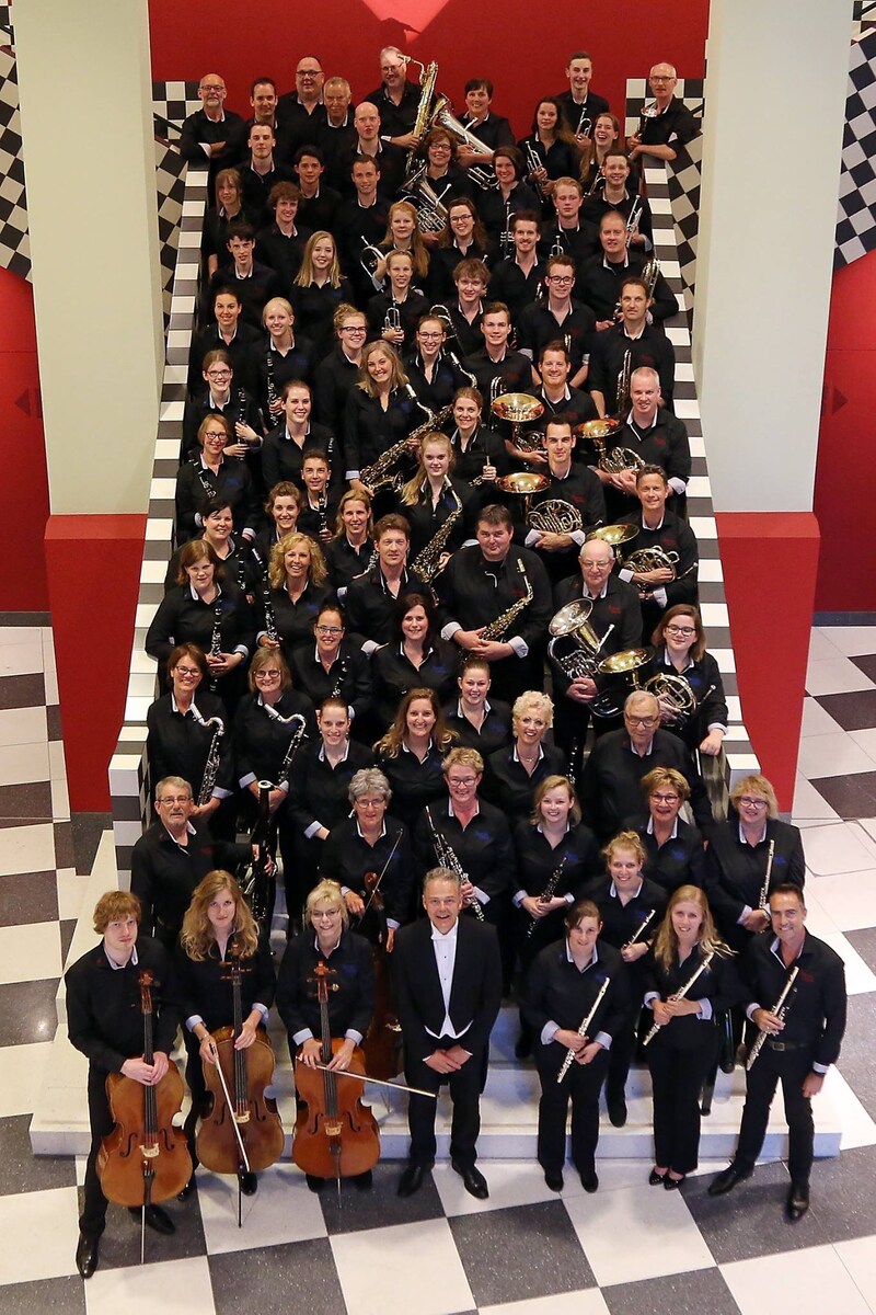 Muziekvereniging Semper Unitas 125 jaar: van pakjes sigaretten als ...