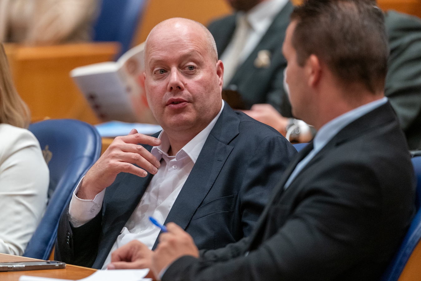 PVV laat derde van de debatten schieten en één Kamerlid moet eerste ...