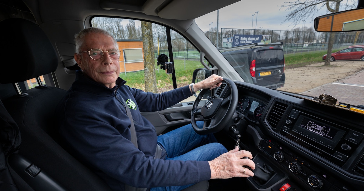 Buschauffeur Gerard stoort zich aan vele drempels: ‘Ik tel er wel 75 in ...