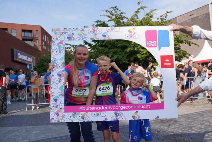 Bekijk hier de mooiste foto’s van lopers van de Amersfoortse marathon ...