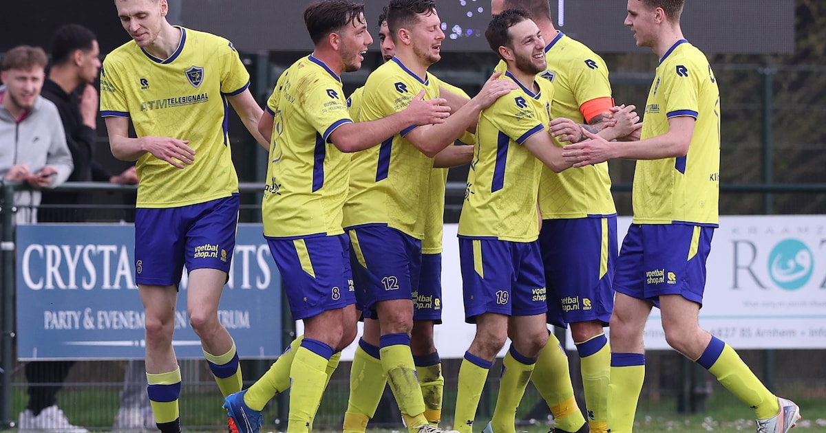 Angelo Siep is de grote man bij Veluwezoom in topper tegen Elsweide ...