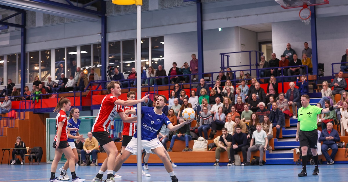 Coach Henco Pullen blijft bij Oost-Arnhem en krijgt ondersteuning van ...