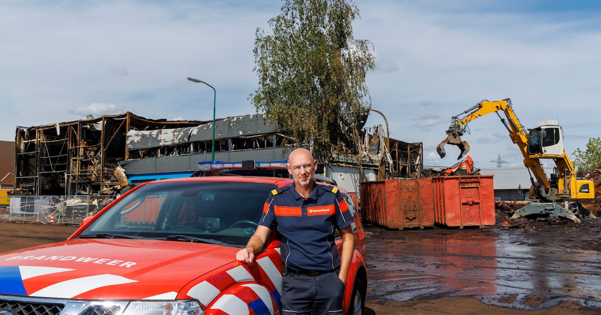 Brandweerman John van Holland stapt de chaos in: ‘Om 10 uur niks, om 11 ...