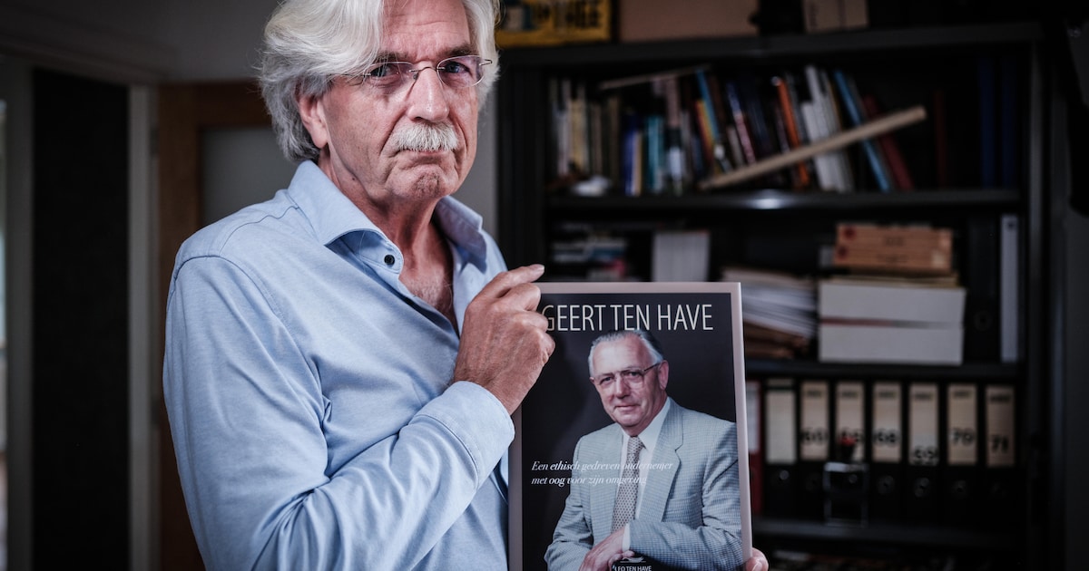 Doetinchemmer Leo ten Have eert vader en supermarkticoon Geert met boek ...