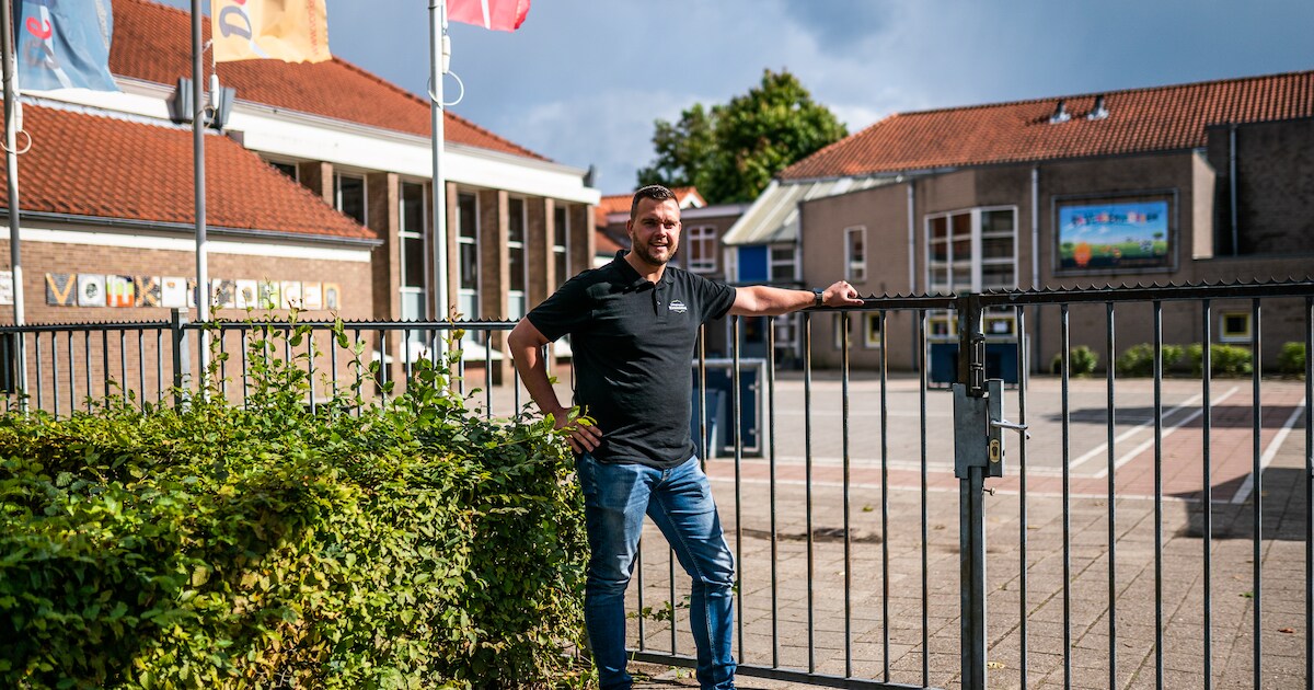 Staan er straks legervoertuigen op dit schoolplein? ‘Voor ons is dit ...