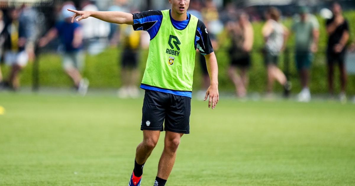 Van Zwam geeft gevoel spelersgroep weer: ‘Vlammen voor Vitesse, hopen ...