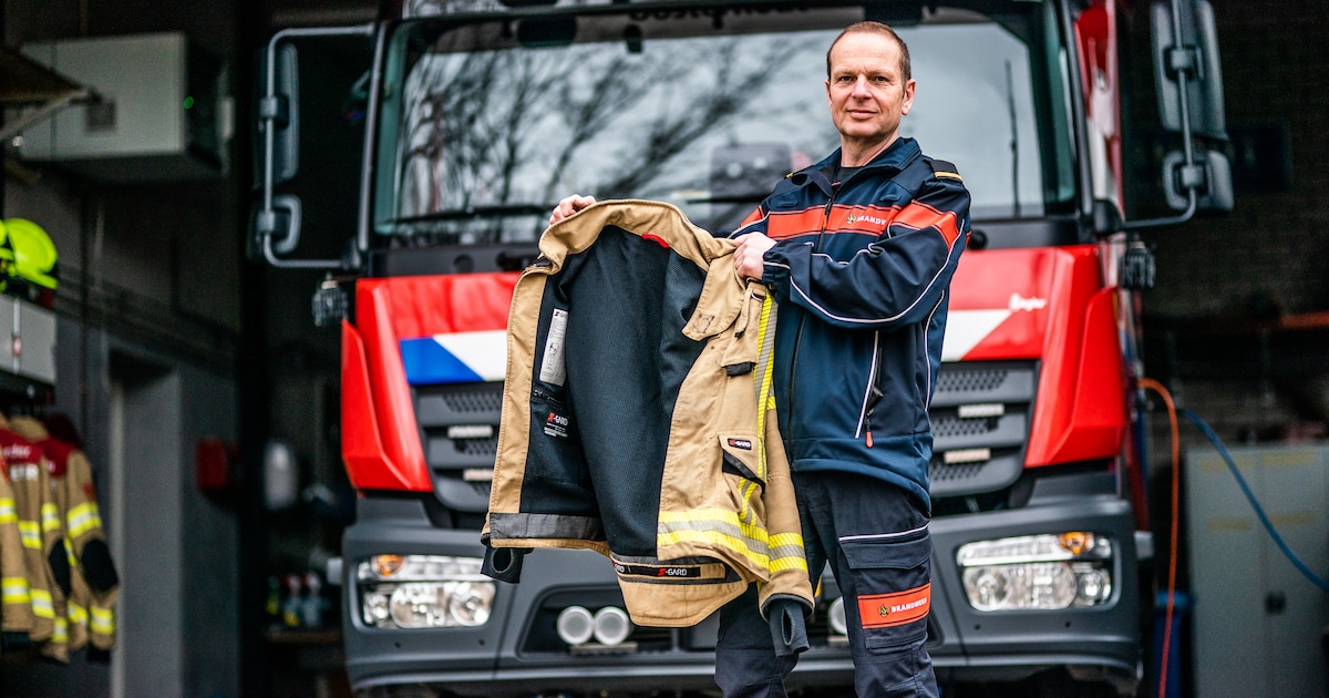 Pas jij deze brandweerjas? | Regio | De Gelderlander.nl