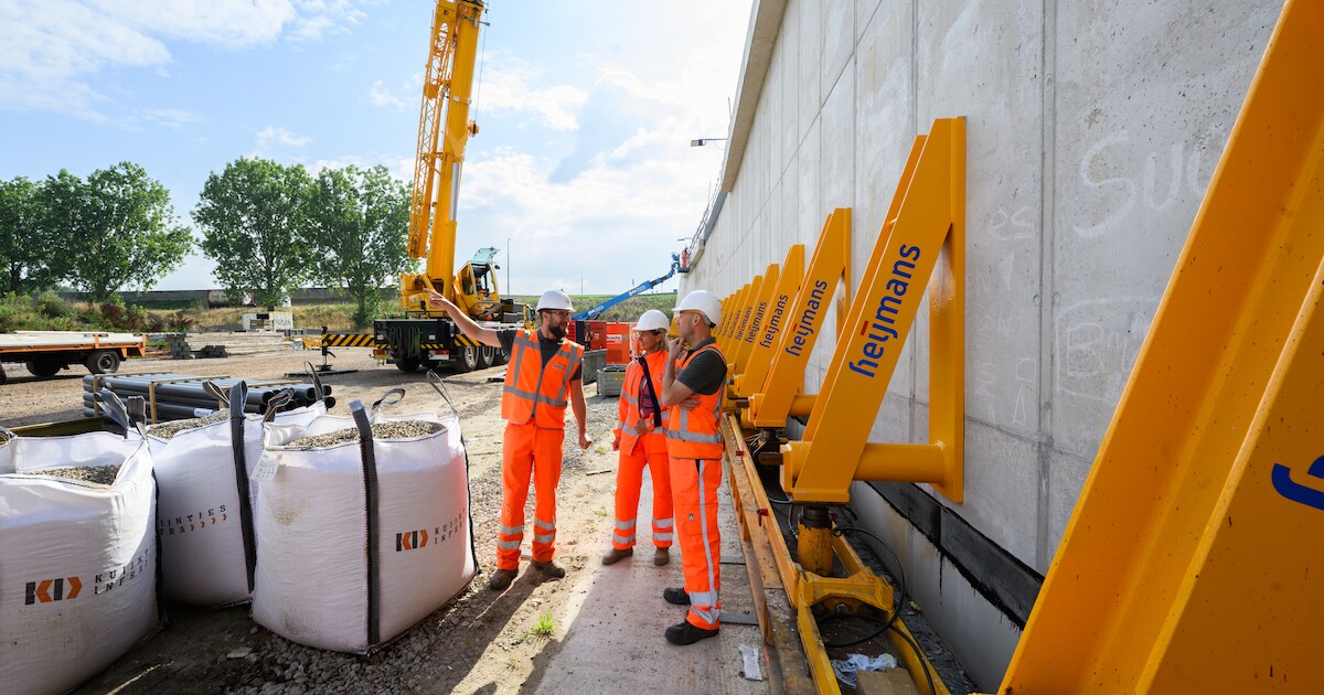 Hoe Rijkswaterstaat ‘de 100 van Hooipolder’ minutieus voorbereidt: ‘Een weekend is te kort ...