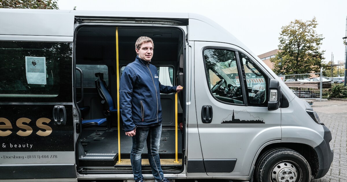 Plusbus Doesburg kan blijven rijden na forse subsidie: brengt kwetsbare ...