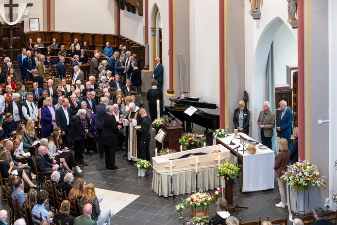Dominicanenklooster neemt massaal afscheid van Henk Jongerius: ‘Hij ...