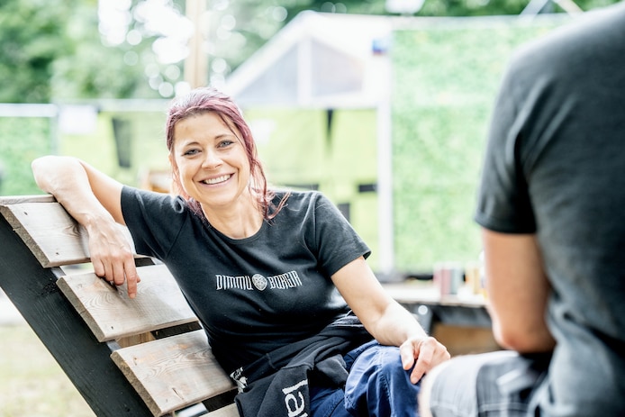 Op festivals komt Tweede Kamerlid Lisa Westerveld helemaal los van de ...