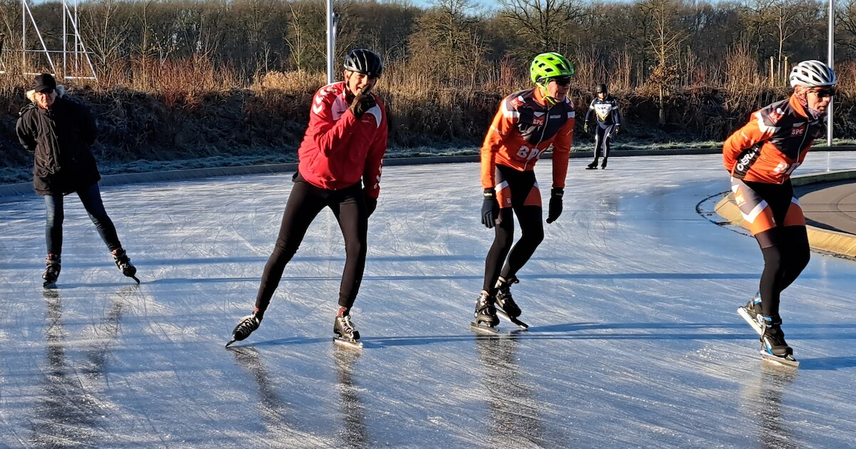 Beetje vorst en weer urenlang genieten van 'wonderijsbaan’ in ...