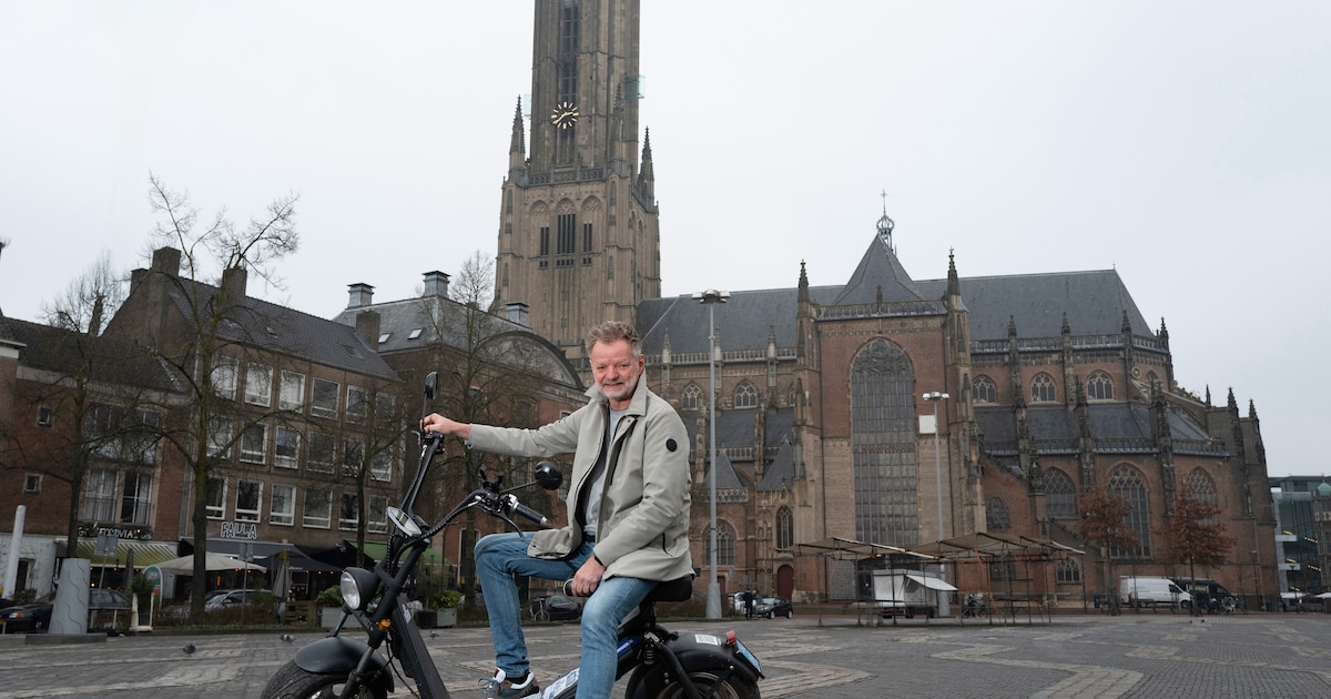 Arnhemse dj Rob Spijker geniet: ‘Mensen blij maken met muziek is het mooiste wat er is’ | Arnhem ...