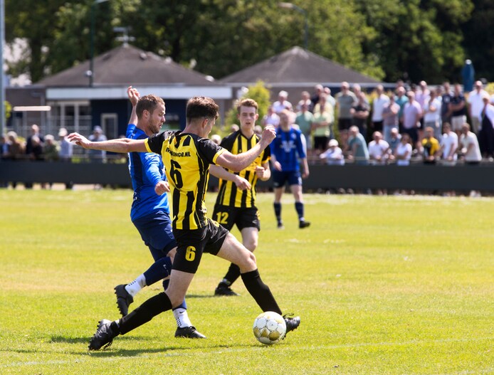 SES weert zich kranig tegen Someren in districtsbeker, JVC schakelt ...