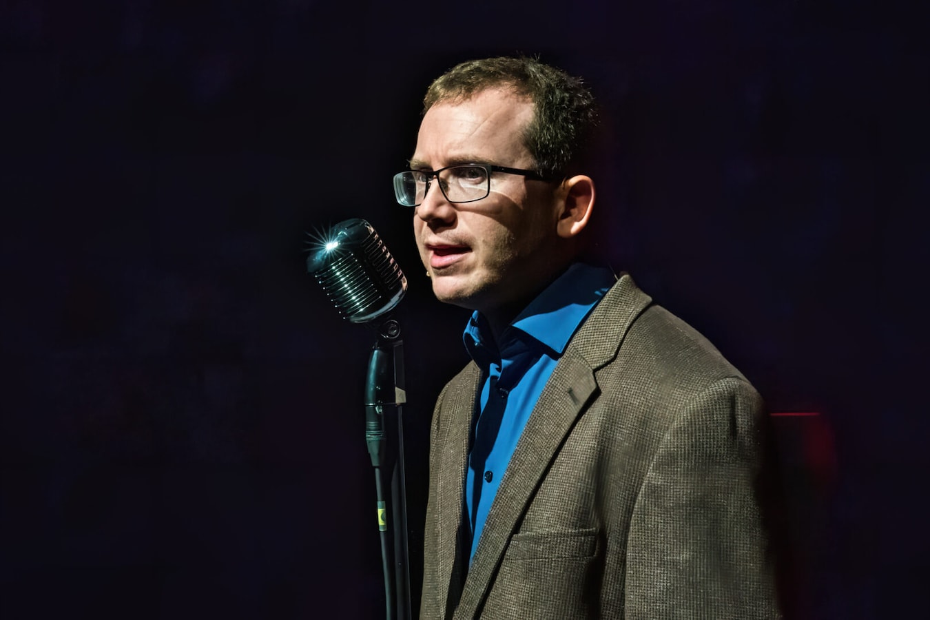 Chris Verlaan speelt cabaretvoorstelling 'Ach, er komen geen kindjes ...