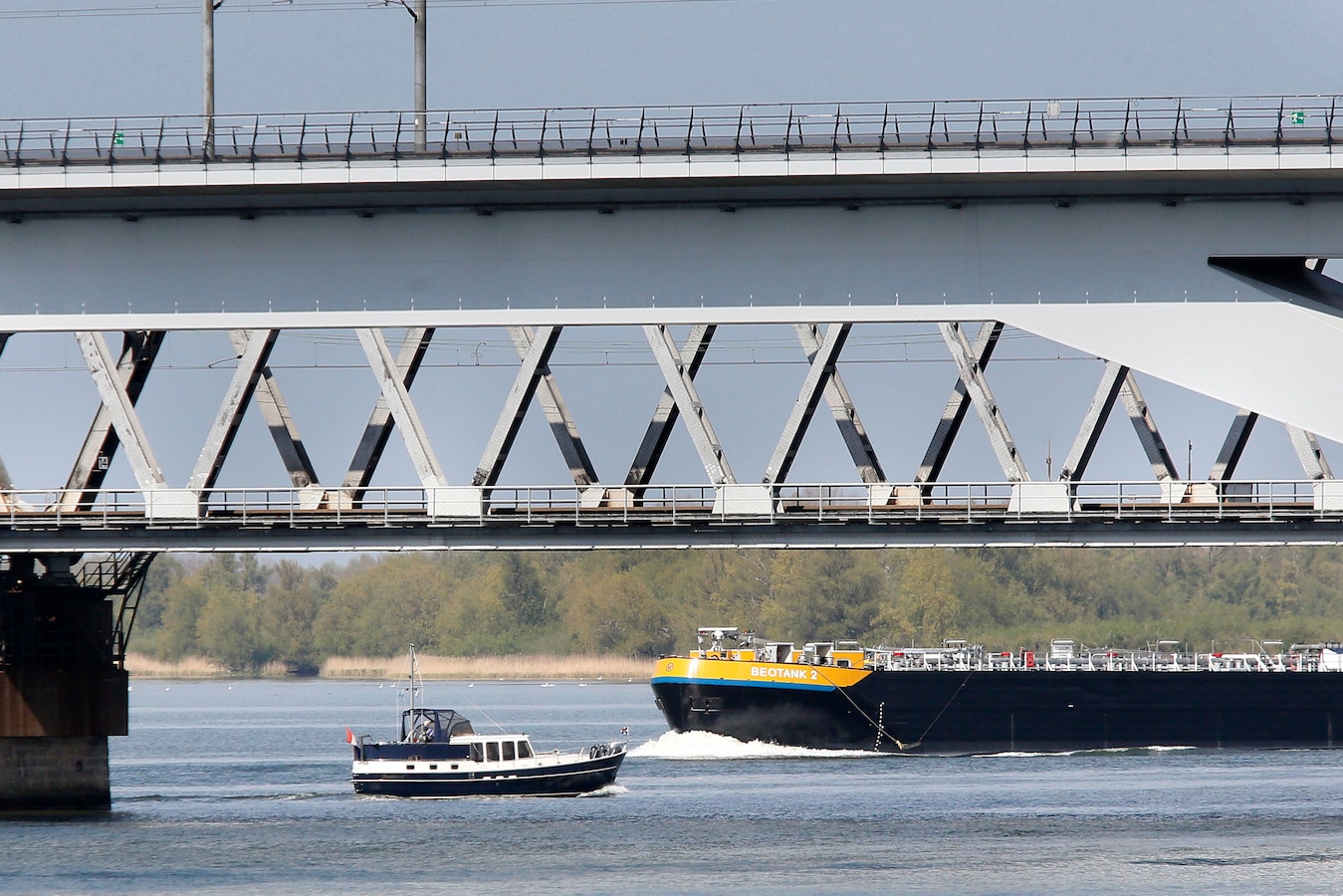 Janet hoopt straks verlost te zijn van stankoverlast door schepen ...