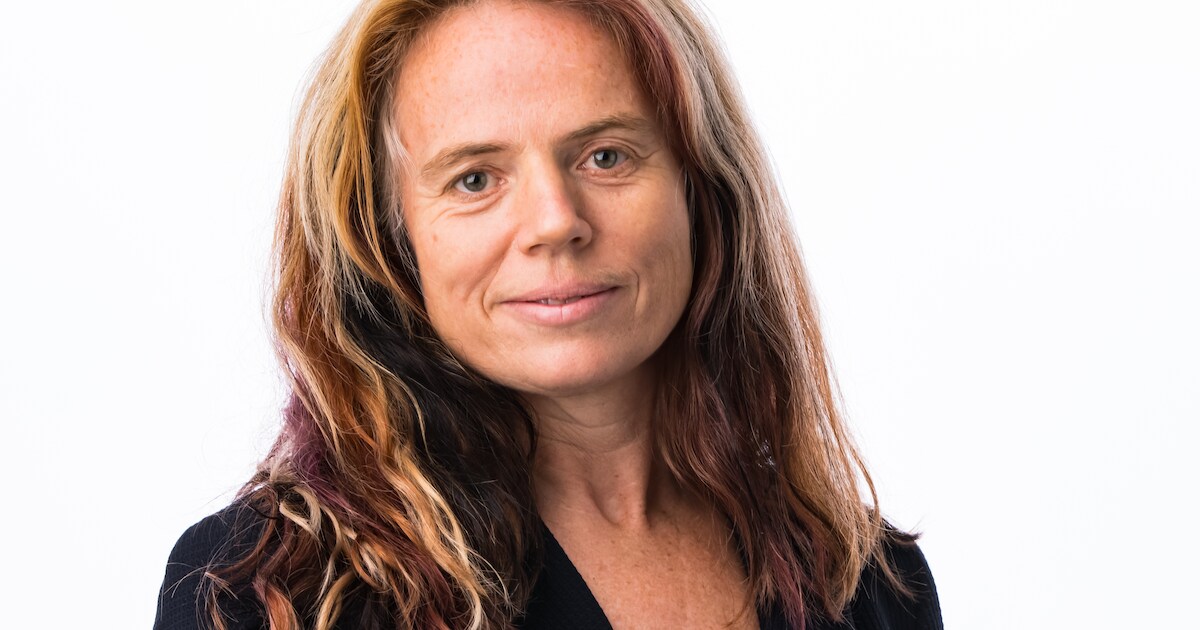 Stel vragen aan Renske Helmer in het Gelderlander Nieuwscafé op 30 ...