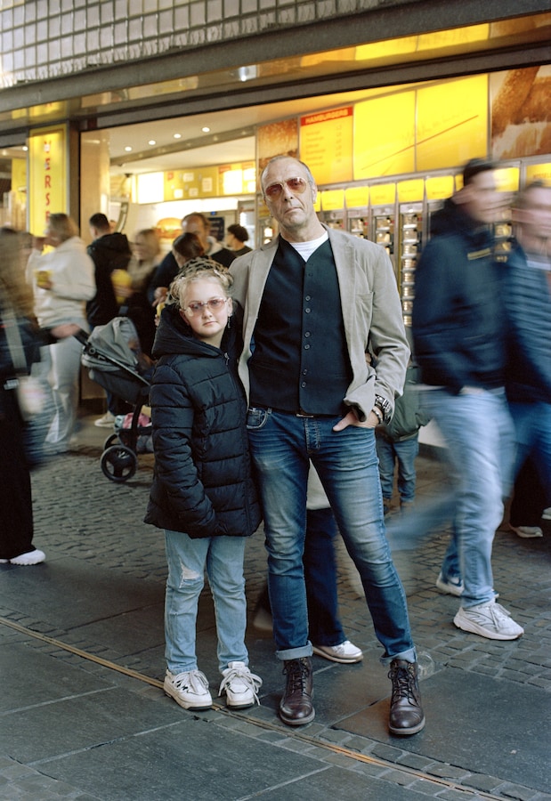 Olivia en Robbin delen de verhalen van de gekste plek van Enschede: ‘De ...