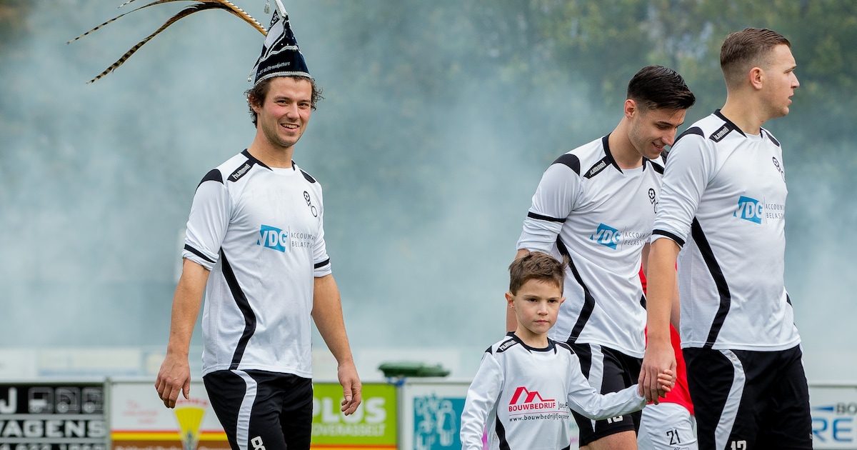 Kleine oogjes deren kersverse carnavalsprins niet in Heumense derby ...
