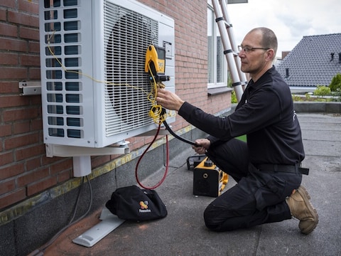 Ede probeert woningeigenaren met subsidie te verleiden tot hybride ...
