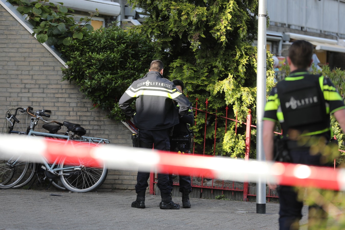 Twee personen aangehouden in Dongen na mogelijke schietpartij in Bergen ...