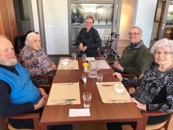 Doesburg beloont mantelzorgers met cadeaubon van 125 euro, in ...