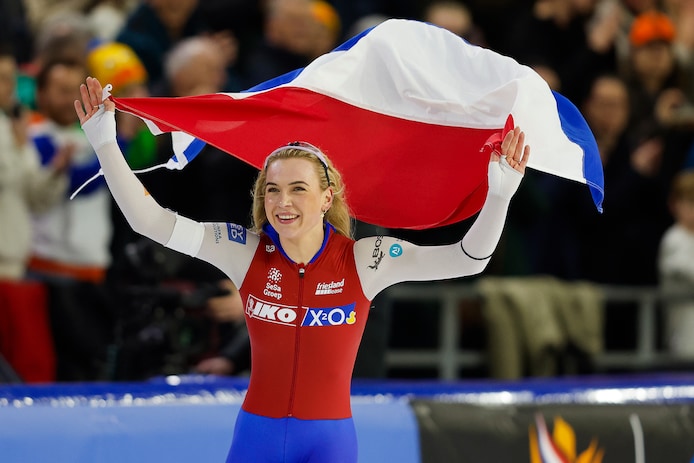 Zinderend slot op NK allround: Joy Beune wint titel met voorsprong van ...