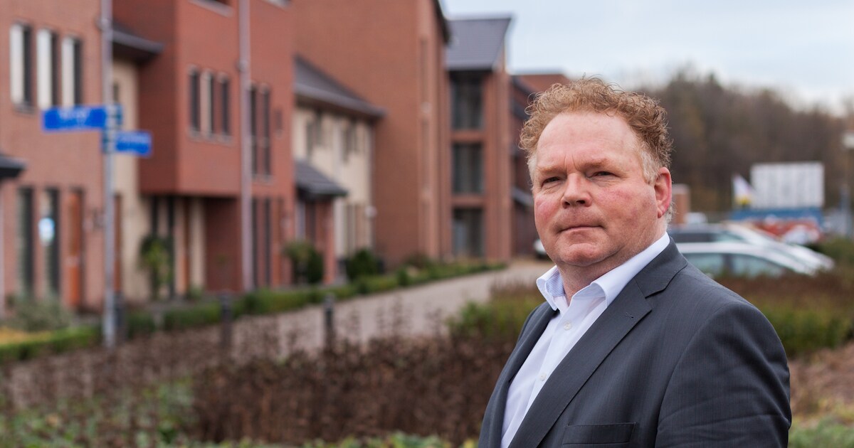 Peter Stevens stopt noodgedwongen als wethouder van Gennep | Regio | De ...