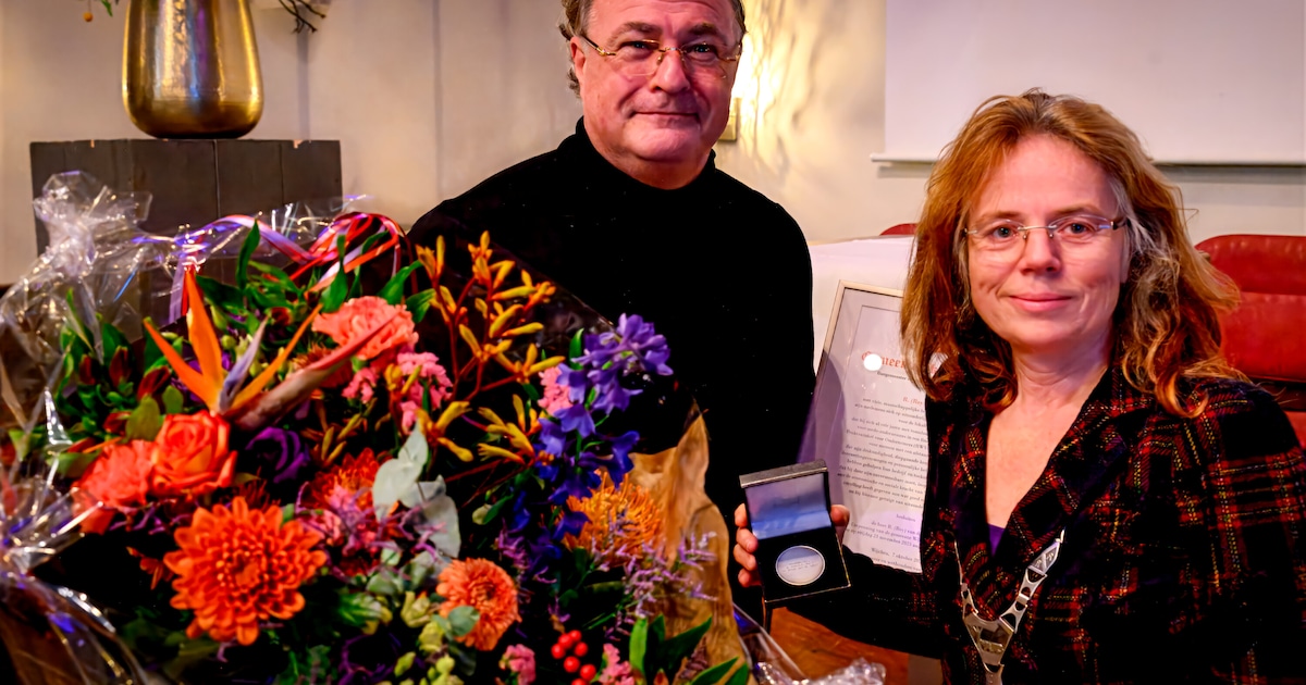 Erepenning voor Roy die meerdere Wijchense bedrijven redde | Wijchen ...