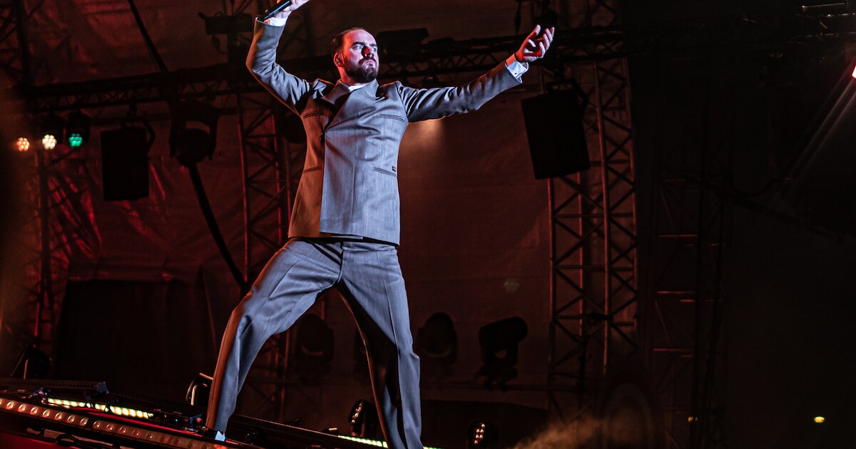 De Staat speelt thuiswedstrijd, vroeg opstaan voor Wende: dit zie je ...