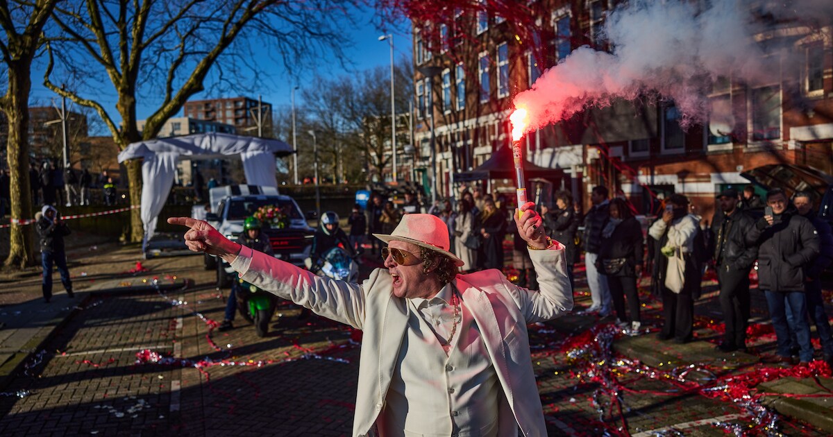 Emotioneel afscheid van Jack (14), die stierf bij vuurwerkongeluk ...