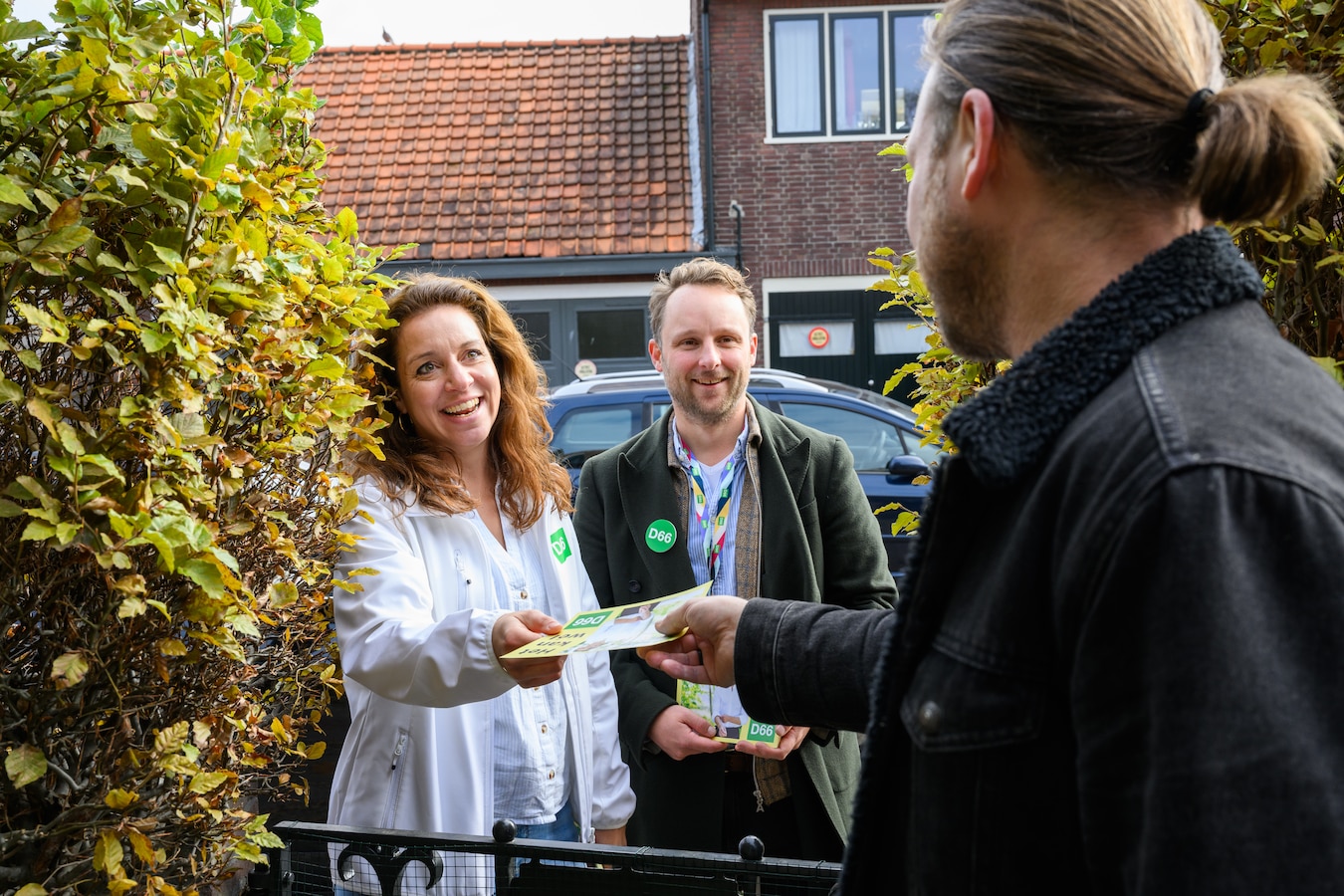 Politieke praat op straat: wie durft nog? ‘We zorgen dat we bij elkaar ...