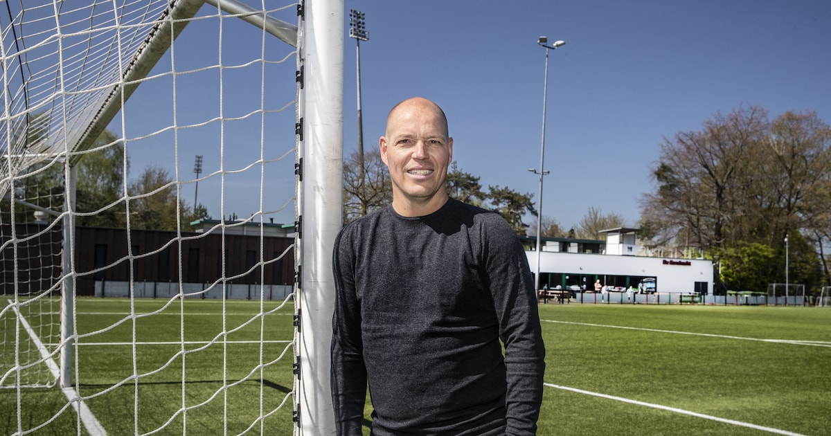 Feyenoord stuurt jeugdtrainer Dennis te Braak weg | Voetbal ...