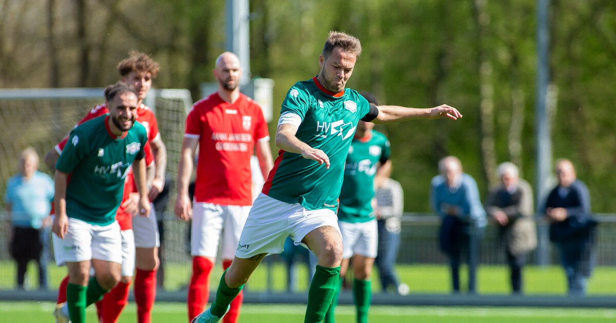 KNVB plant restant Krayenhoff-Germania in en geeft Victoria-Rood Wit en ...