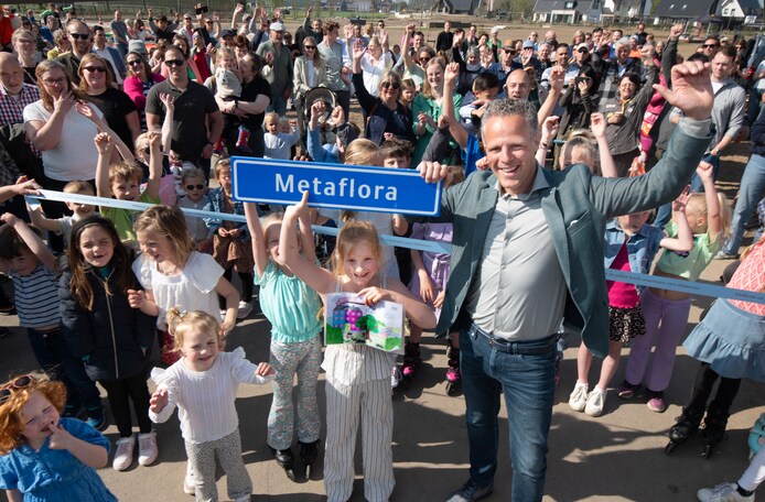 Metaflora: nieuw archeologiepark in Meteren geopend | West Betuwe ...