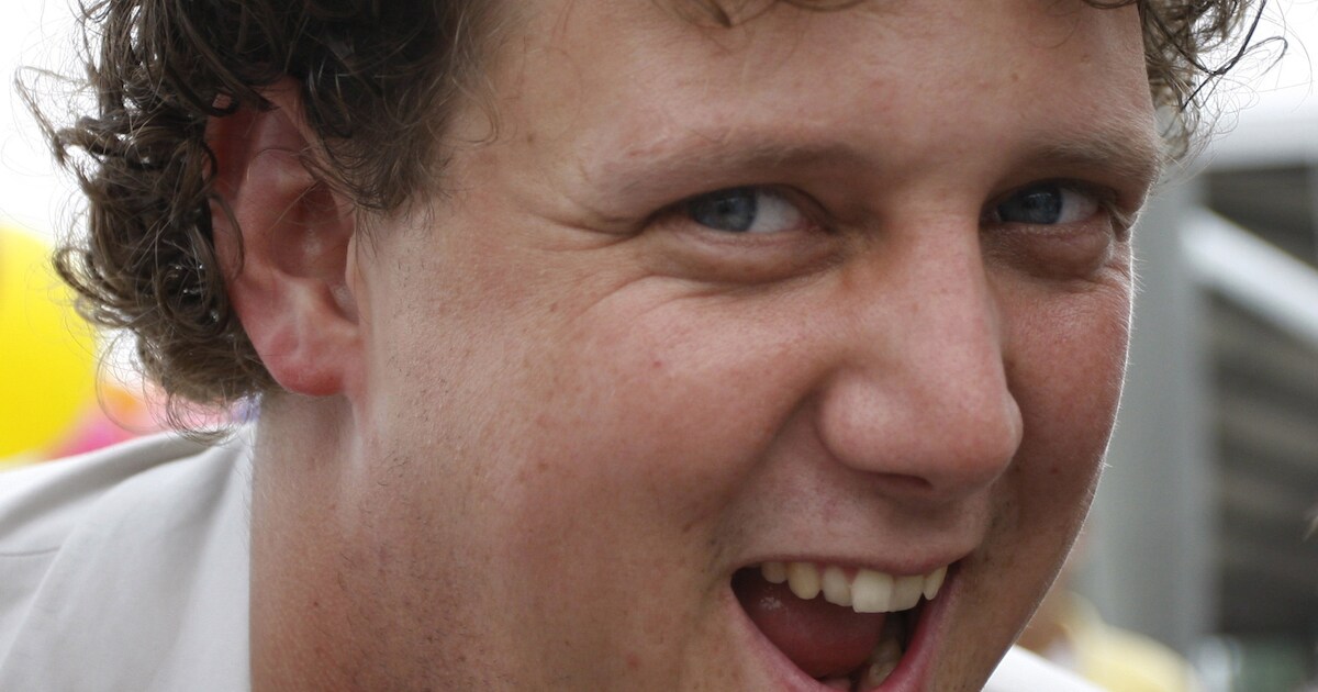Jochem Myjer is 350.000 volgers kwijt | Show | De Gelderlander.nl