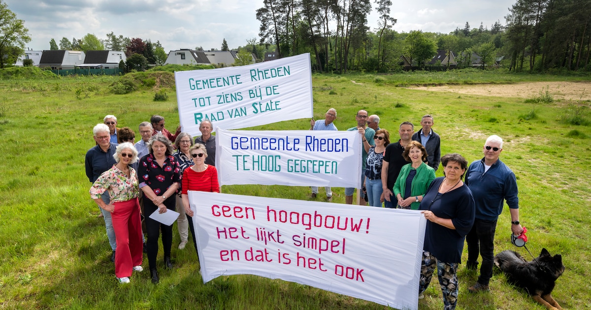 Politiek Rheden stelt besluit over omstreden bouwplan op voormalige hockeyvelden uit | Rheden ...